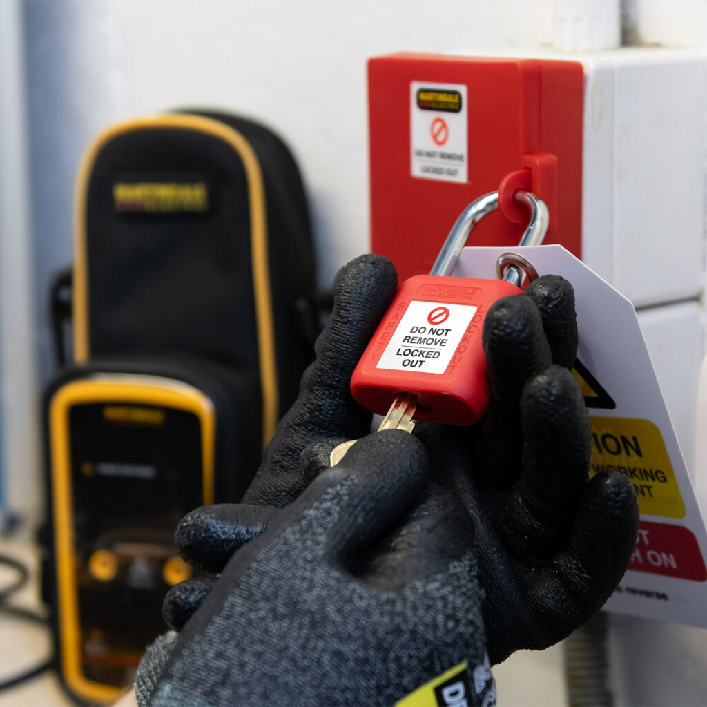 Martindale TB118KITA Gas Engineer Electrical Safety Kit – Martindale ...